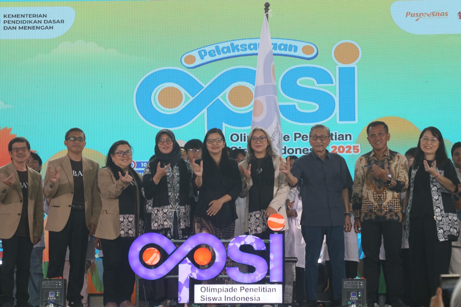 Dihadiri Ratusan Finalis, Ubaya dan Puspresnas Buka OPSI 2025 ...