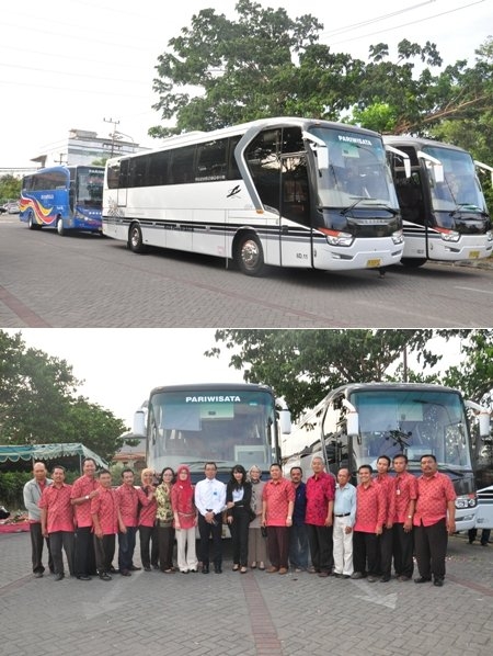 Koperasi Ubaya Tambah Dua Unit Bus Pariwisata - Universitas Surabaya (UBAYA)