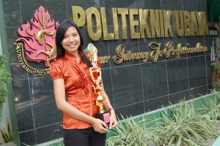 Mahasiswi Prodi Sekretari Poltek Ubaya juara II dan III seJawa-Bali ...