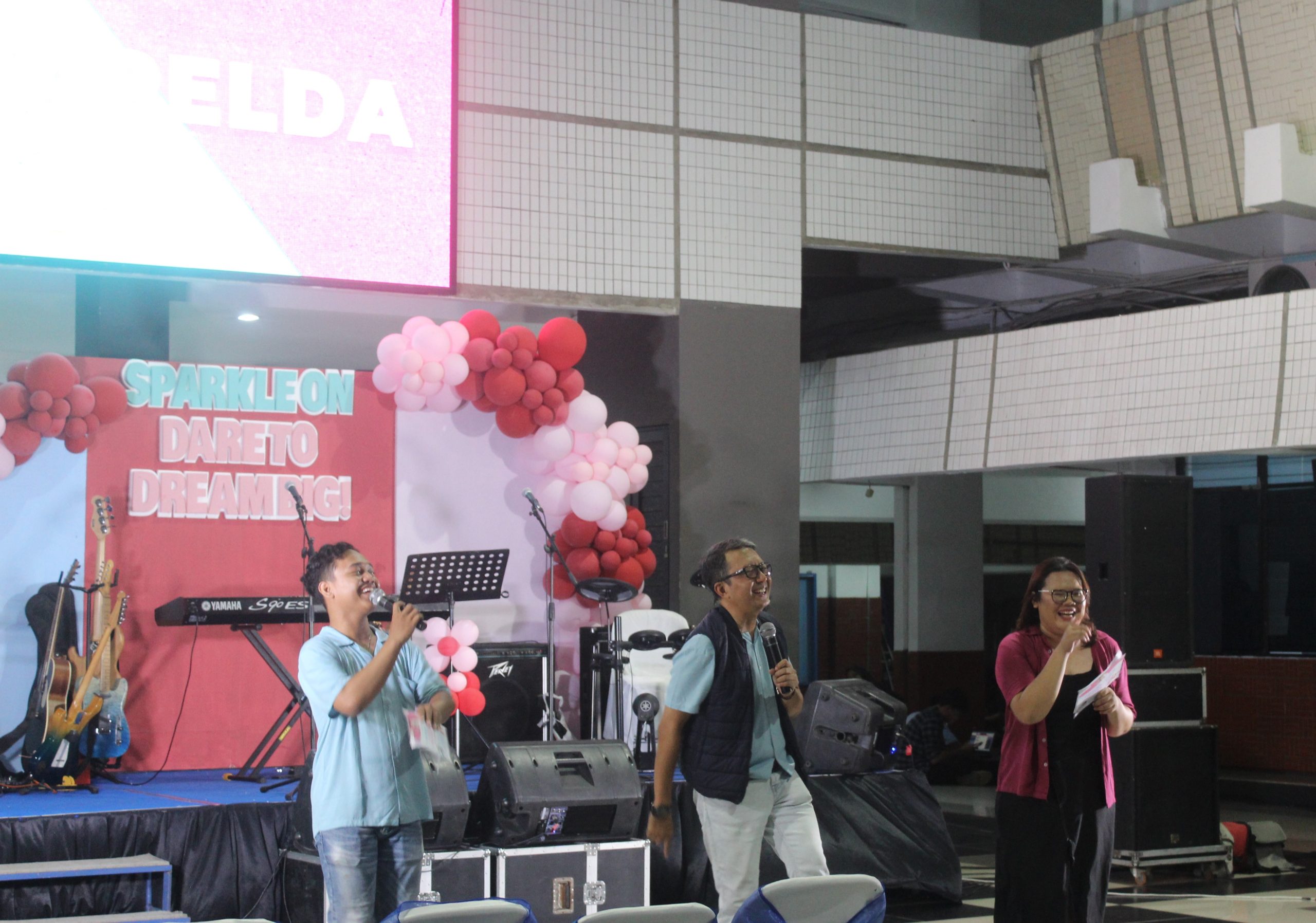 FBE Ubaya Adakan Malam Pelepasan Wisuda untuk Jenjang Sarjana dan ...