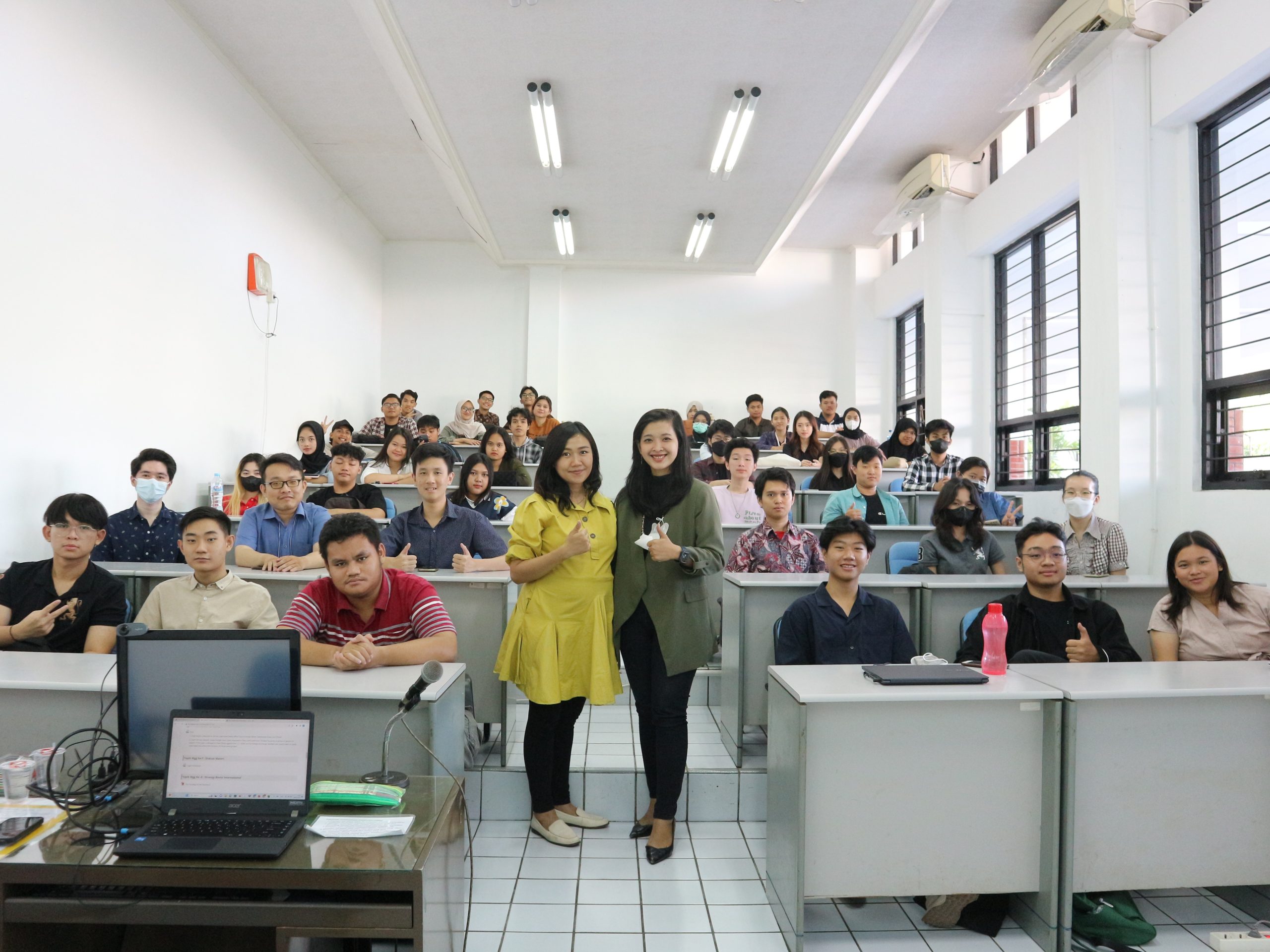 FBE Ubaya Adakan Praktisi Mengajar, Bahas Strategi Berinvestasi ...