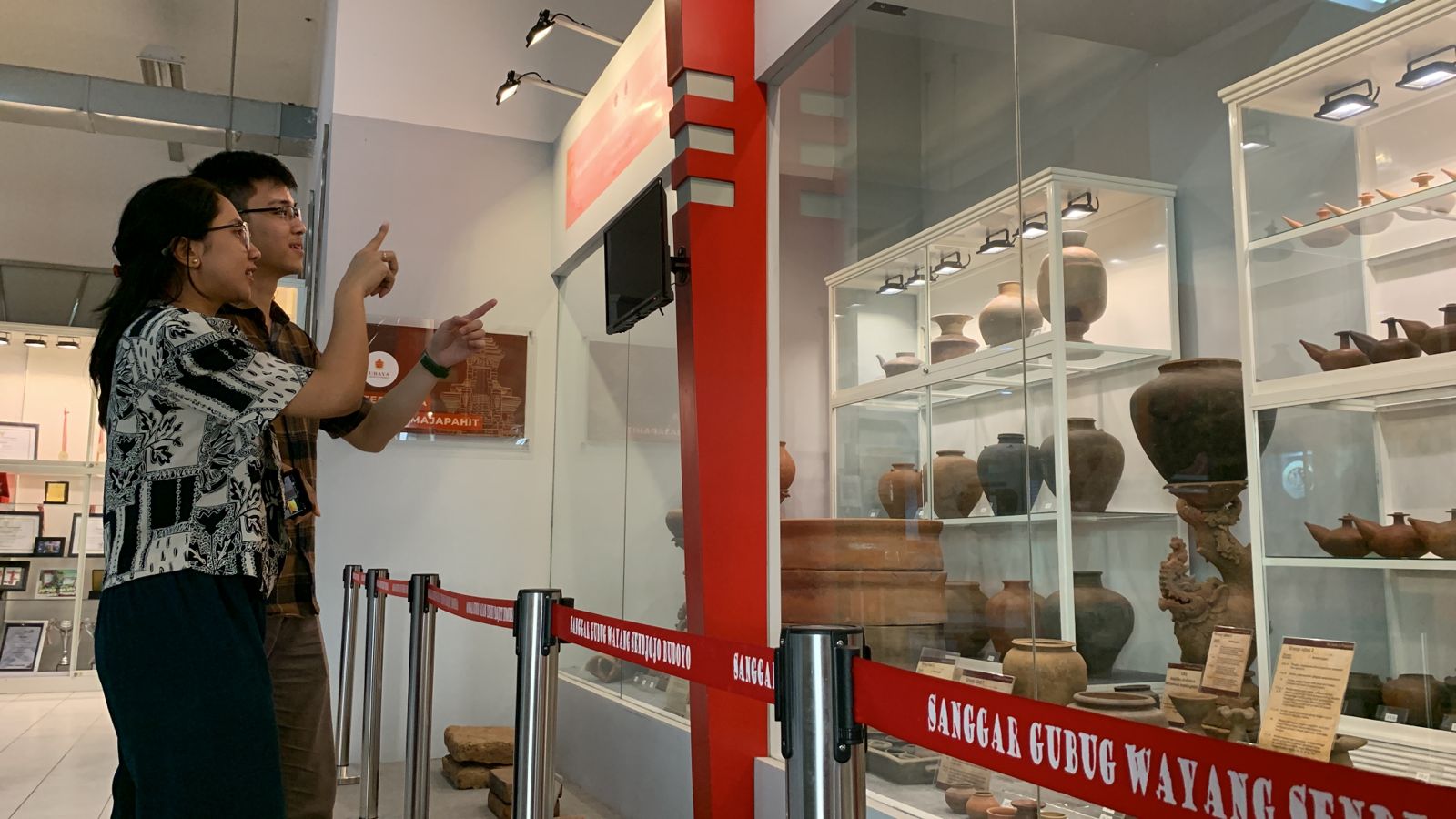 Budaya Kerajaan Majapahit di Museum Terakota Perpustakaan Ubaya ...