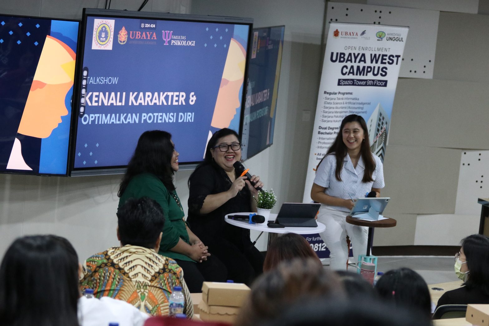 Ubaya Dipercaya Deloitte Jadi Tempat Campus Recruitment di Surabaya ...